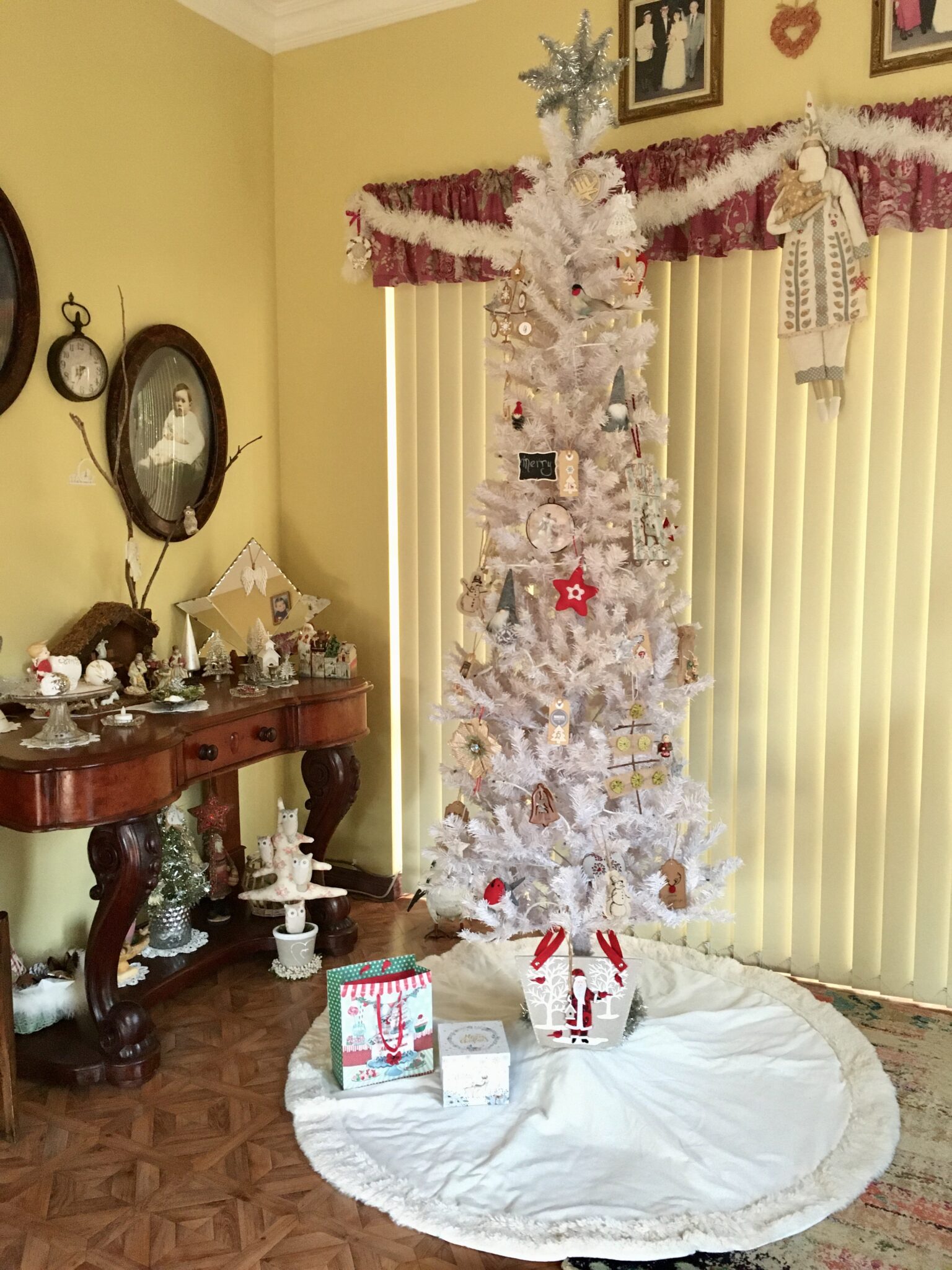 A Love of Christmas | Rick Rutherford's Country & Design